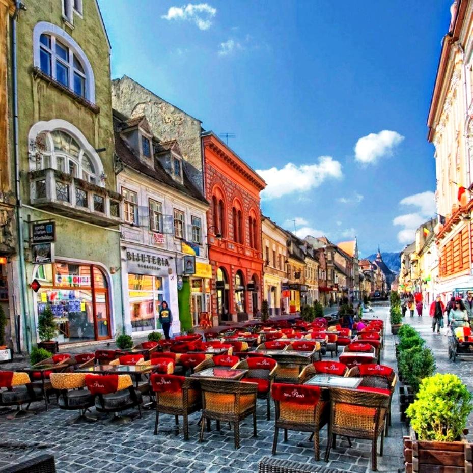 Piata Sfatului de Brasov – Rumaniando